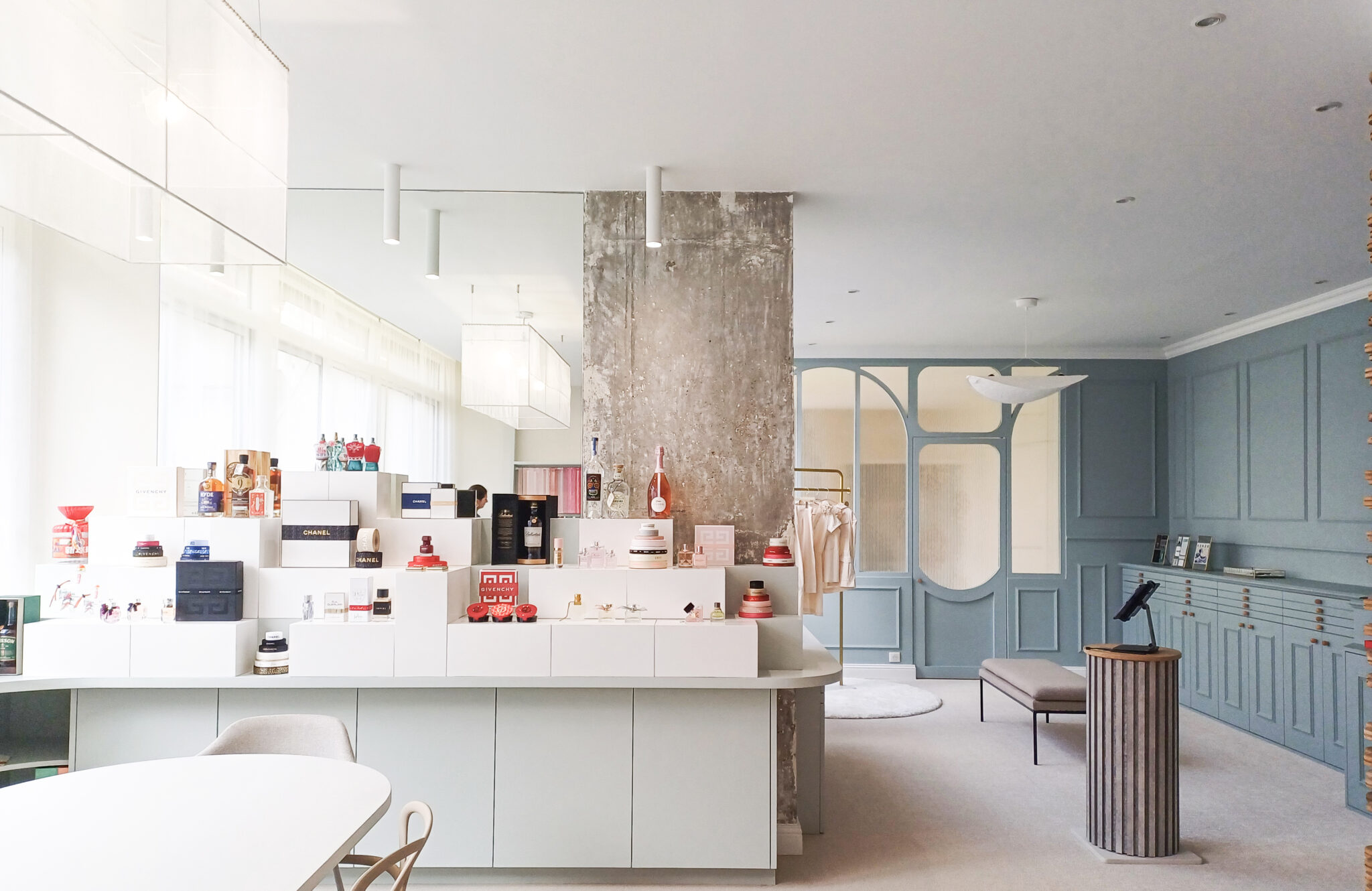 About | SERAM | Decoration, Branding, Gift